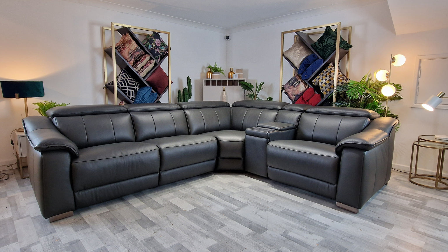 Corner Sofas — The Sofa Clearance Outlet