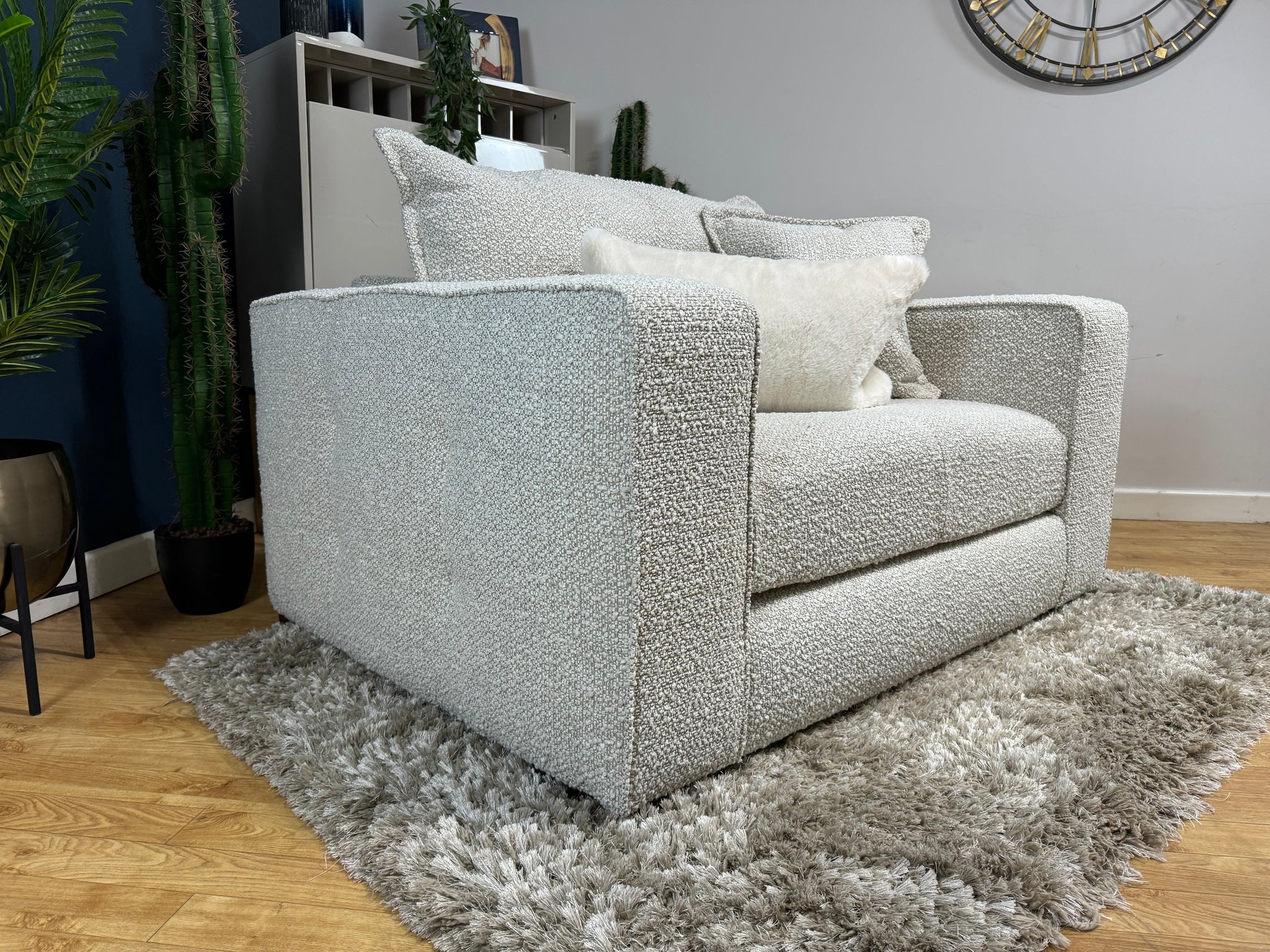 Ex-Display Sofas — The Sofa Clearance Outlet