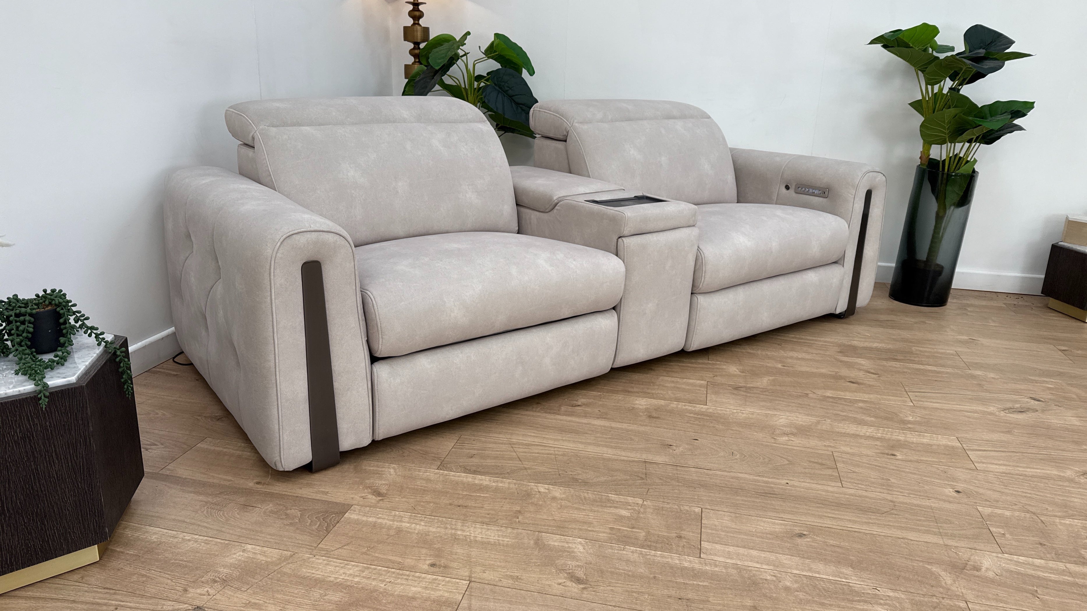 Sofology Kingsbridge Fabric 2.5 Seater Smart Console Power Recliner/He ...