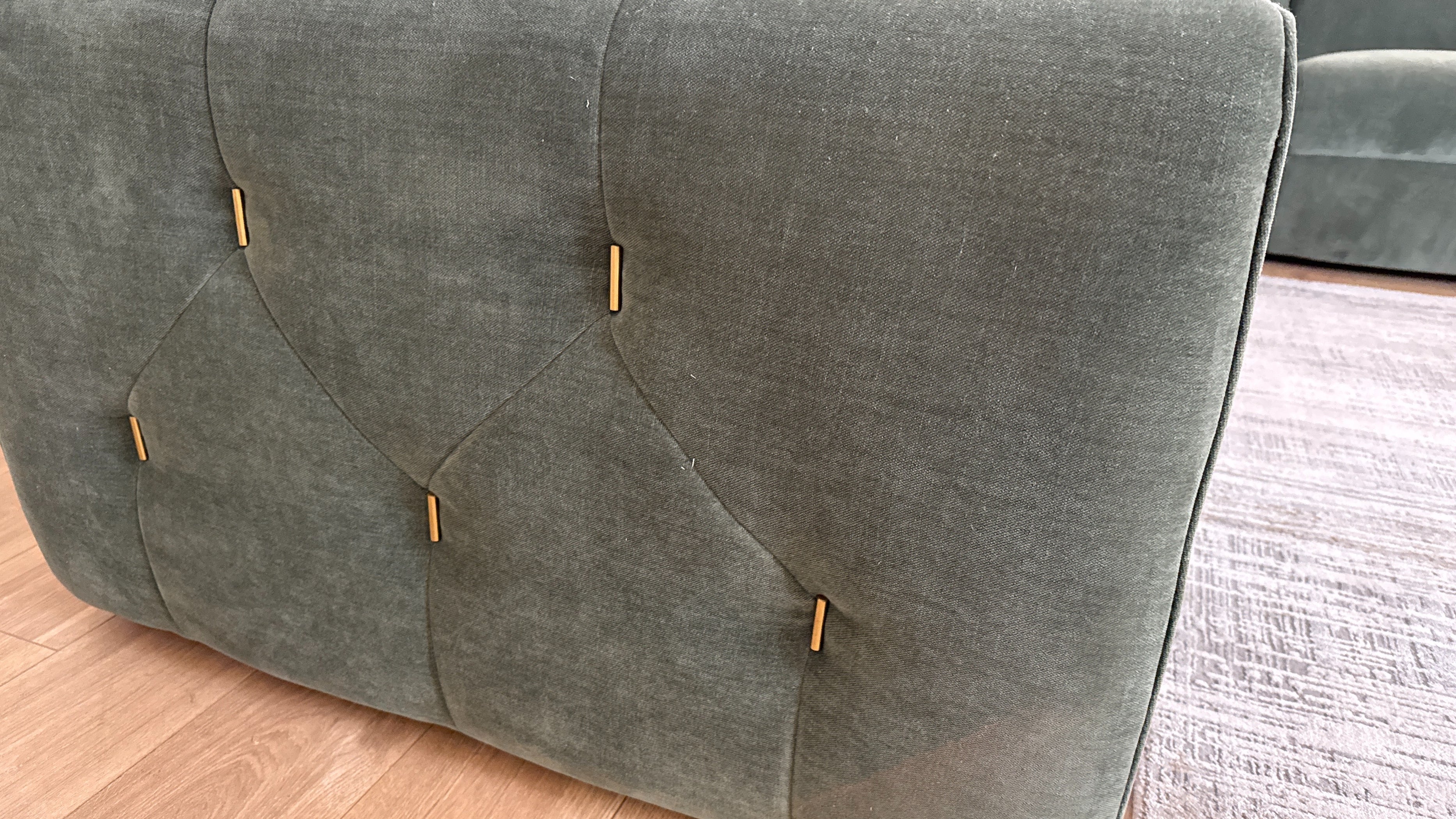 Sofology Kingsbridge Fabric 3 Corner 1.5 Power Recliner/Headrest Heate ...