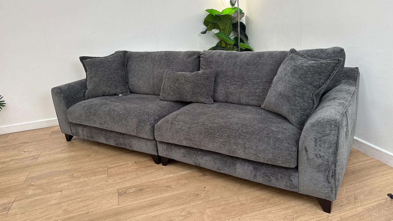 4 Seater Sofas — The Sofa Clearance Outlet